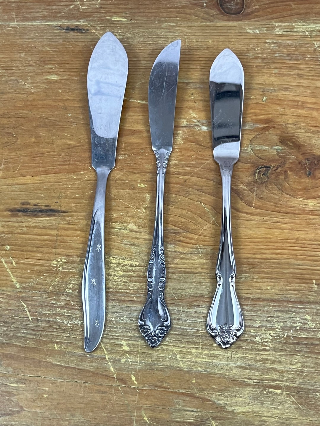Vintage Butter Knives Mid Century Stars Citation or Arbor True Rose or ...
