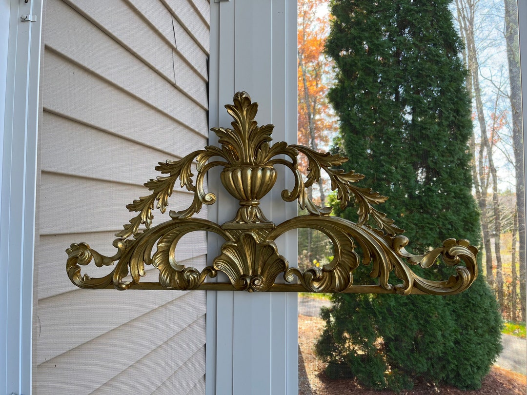 Vintage Italian Gold Pediment Wall Ornament Renassaince Wall Hanging ...