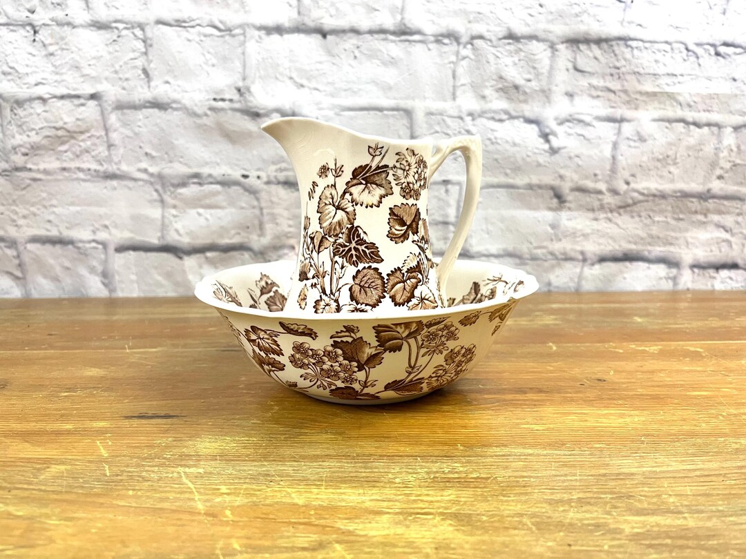 Vintage "florette" Alfred Meakin 16 Oz Pitcher & Vegetable Bowl Harmony ...