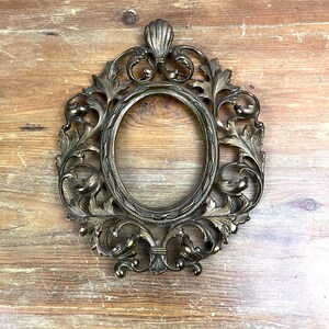 Vintage Gold Ornate Oval Frame Rococo Style Heavy Frame Hanging Only 5 ...