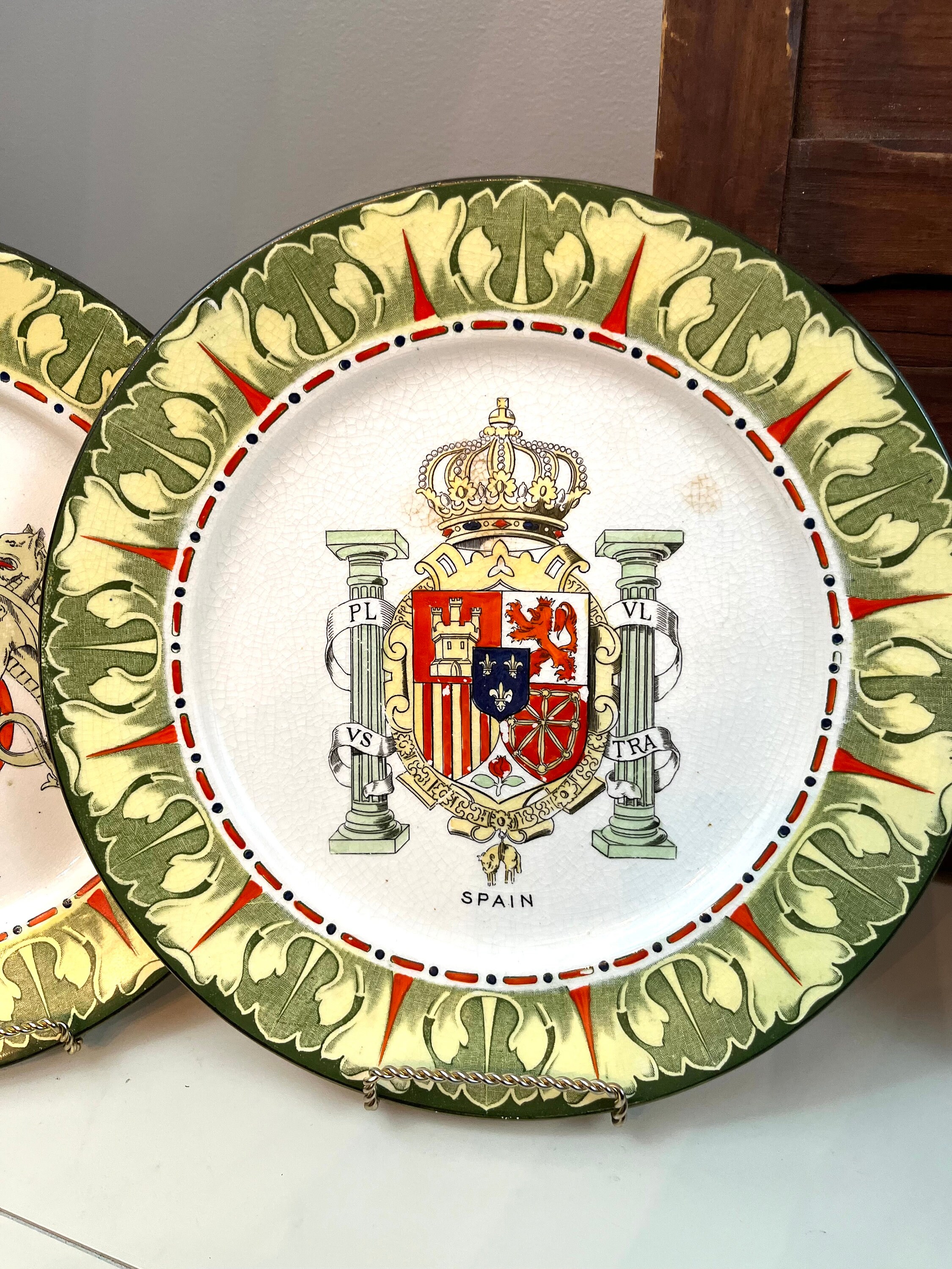 Antique Frank Beardmore Fenton National Emblem Cabinet Plate Decorative ...