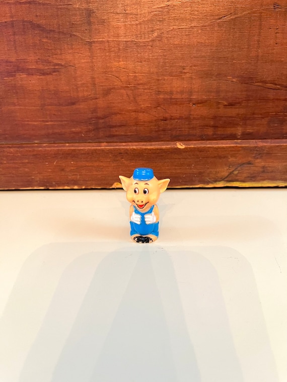 Vintage 1960s Disney Three Little Pigs Pencil Topper Cake - Etsy