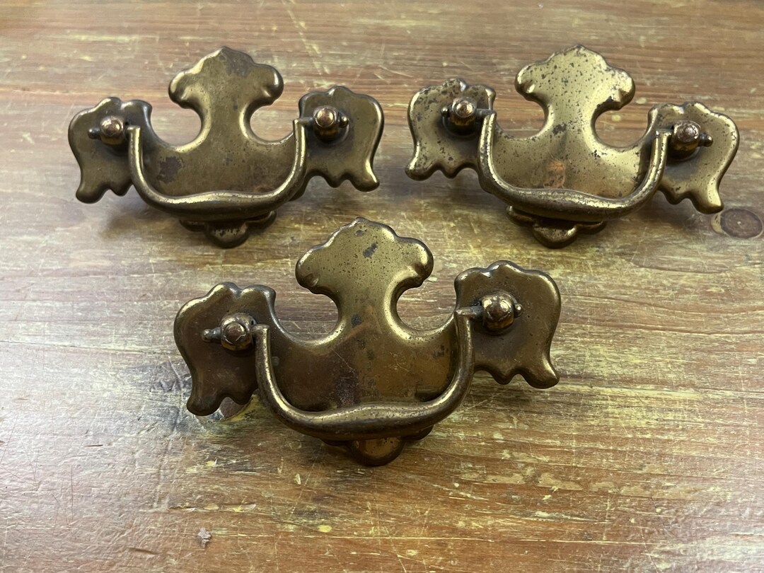 Vintage Set of 3 Bail Drawer Pulls Dresser Pulls Bureau Drawer Pulls ...