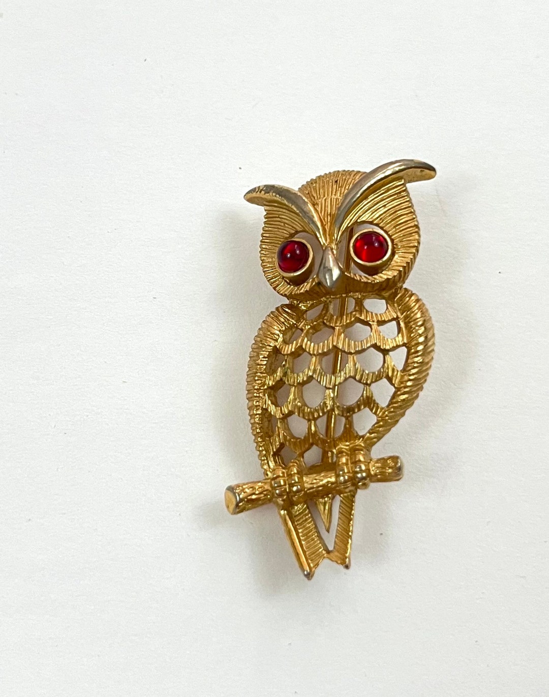 Vintage Avon Owl Pin Gold Tone and Faux Red Ruby Eyes - Etsy