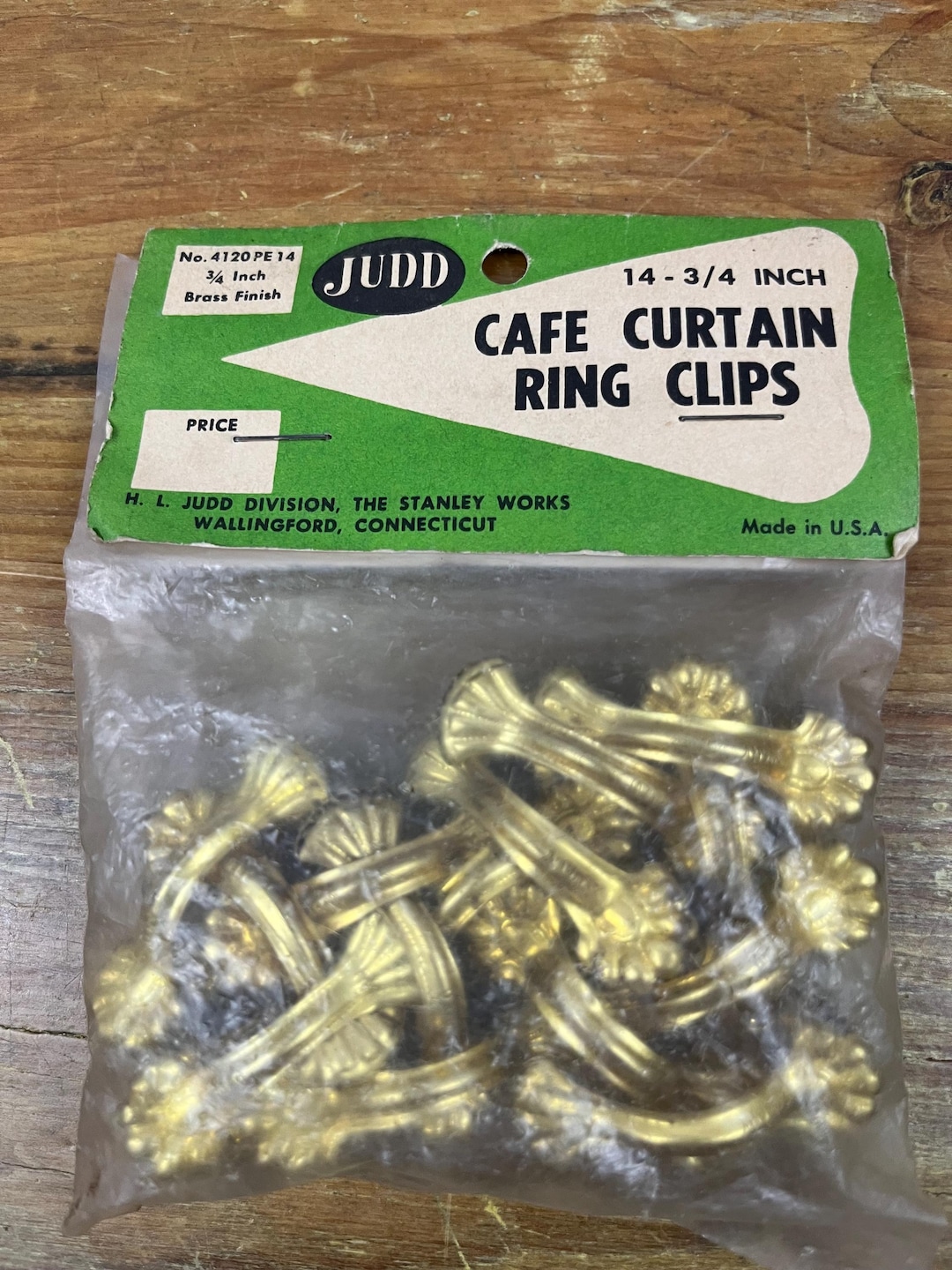 Vintage Brass Cafe Curtain Clips French Lace Curtains Doily Upcycled ...