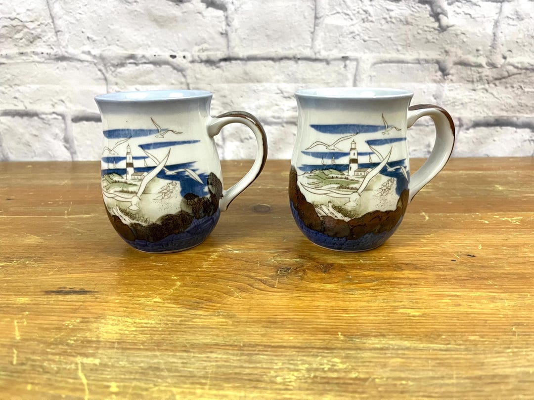Vintage Pair of Beach Themed Coffee Mugs Stoneware Seagull Rocky ...