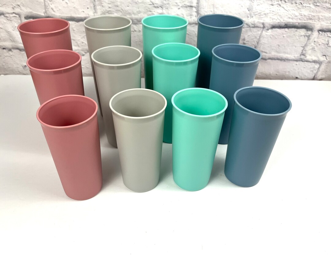 Vintage Graduated Cylinder Tupperware Tumblers Set of 12 Pink Mint ...