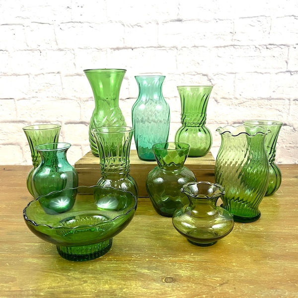 Green Glass Vase - Etsy