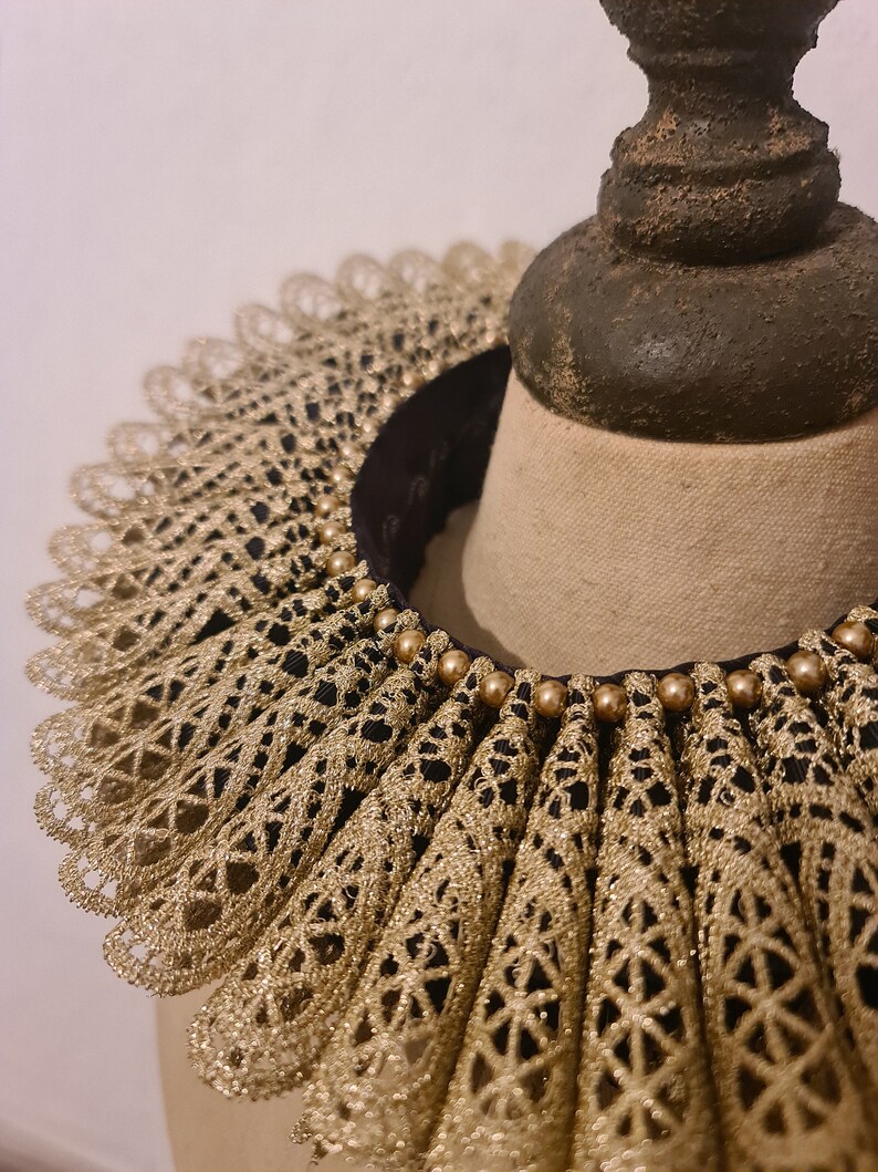Tudor Elizabethan Renaissance Neck Ruff Gold Lace With Pearls. - Etsy