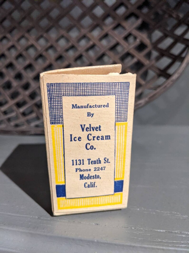 NOS 1930's Velvet Ice Cream Container Half Pint - Modesto, California ...