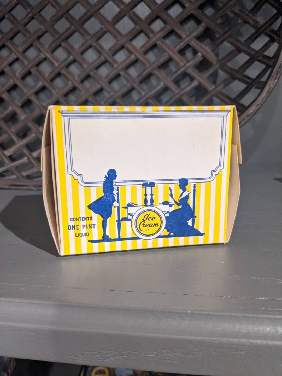 NOS 1932 Colonial Ice Cream Shop Ice Cream Box - 1 Pint - Lot of 1 ...