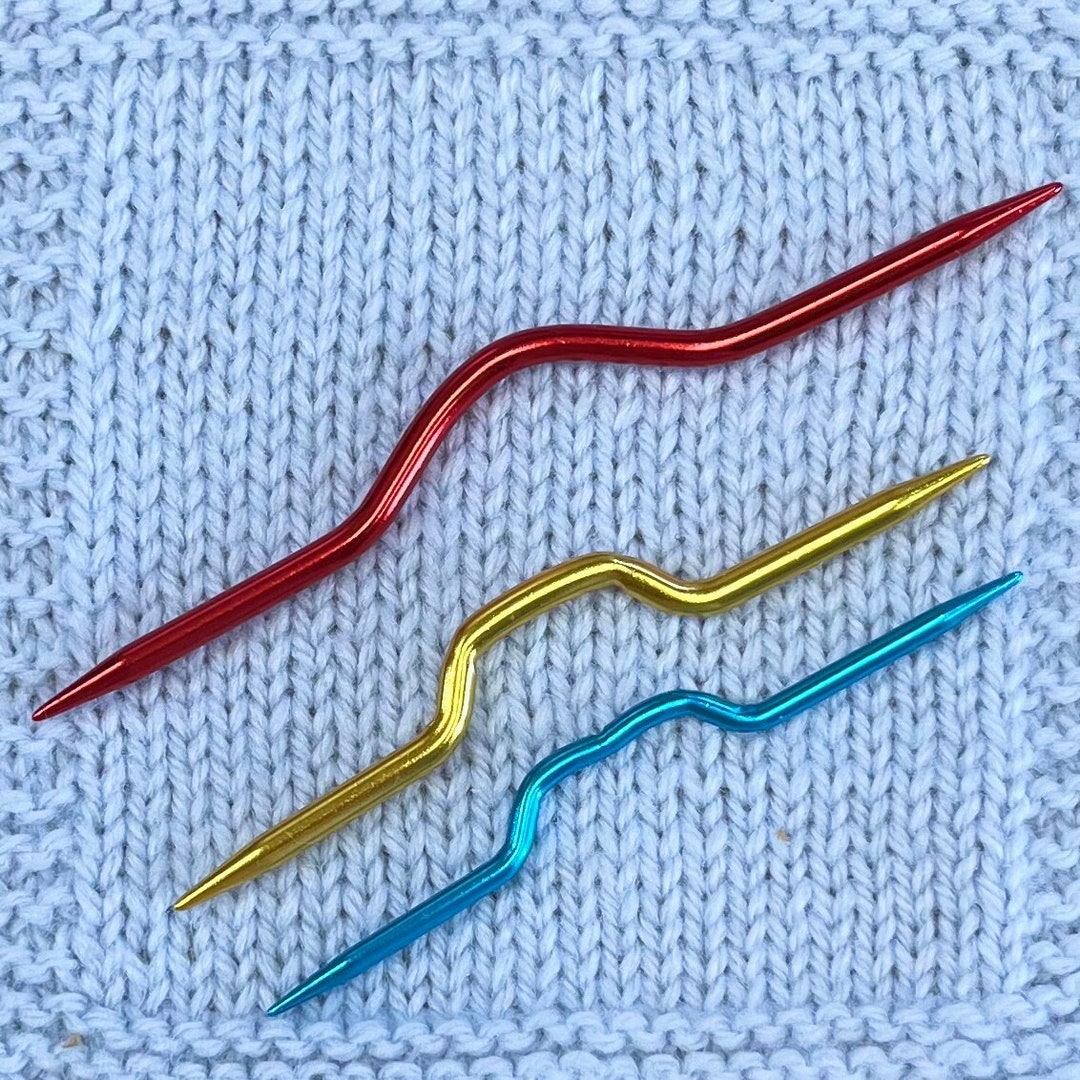 Cranked Cable Stitch Knitting Needles Set of 3 Made of Soft Acrylic ...