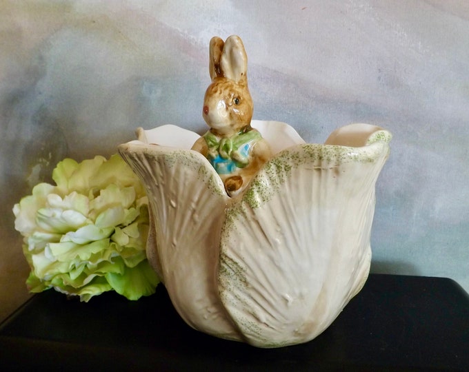 Vintage Boy Bunny Cabbage Leaf Pot White Green_cabbage Bowl With Bunny ...