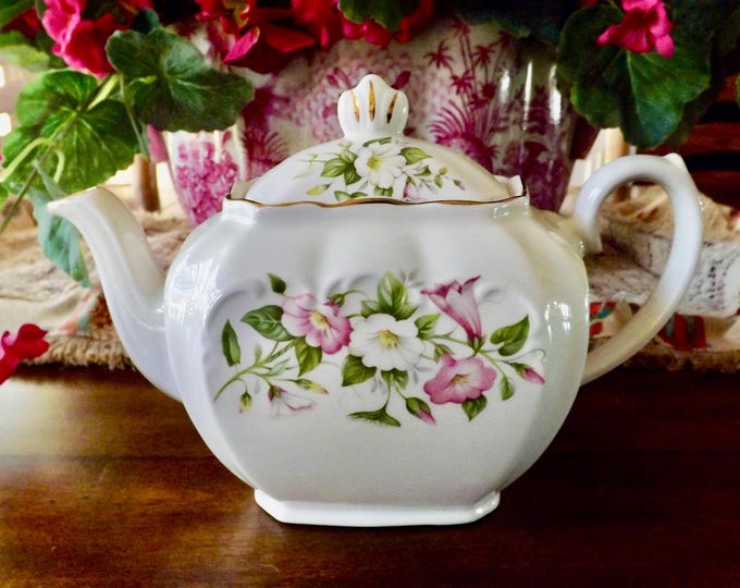 English Cottage Teapot Pink Morning Glory Flowers Gold Trim 4 Cup Made ...