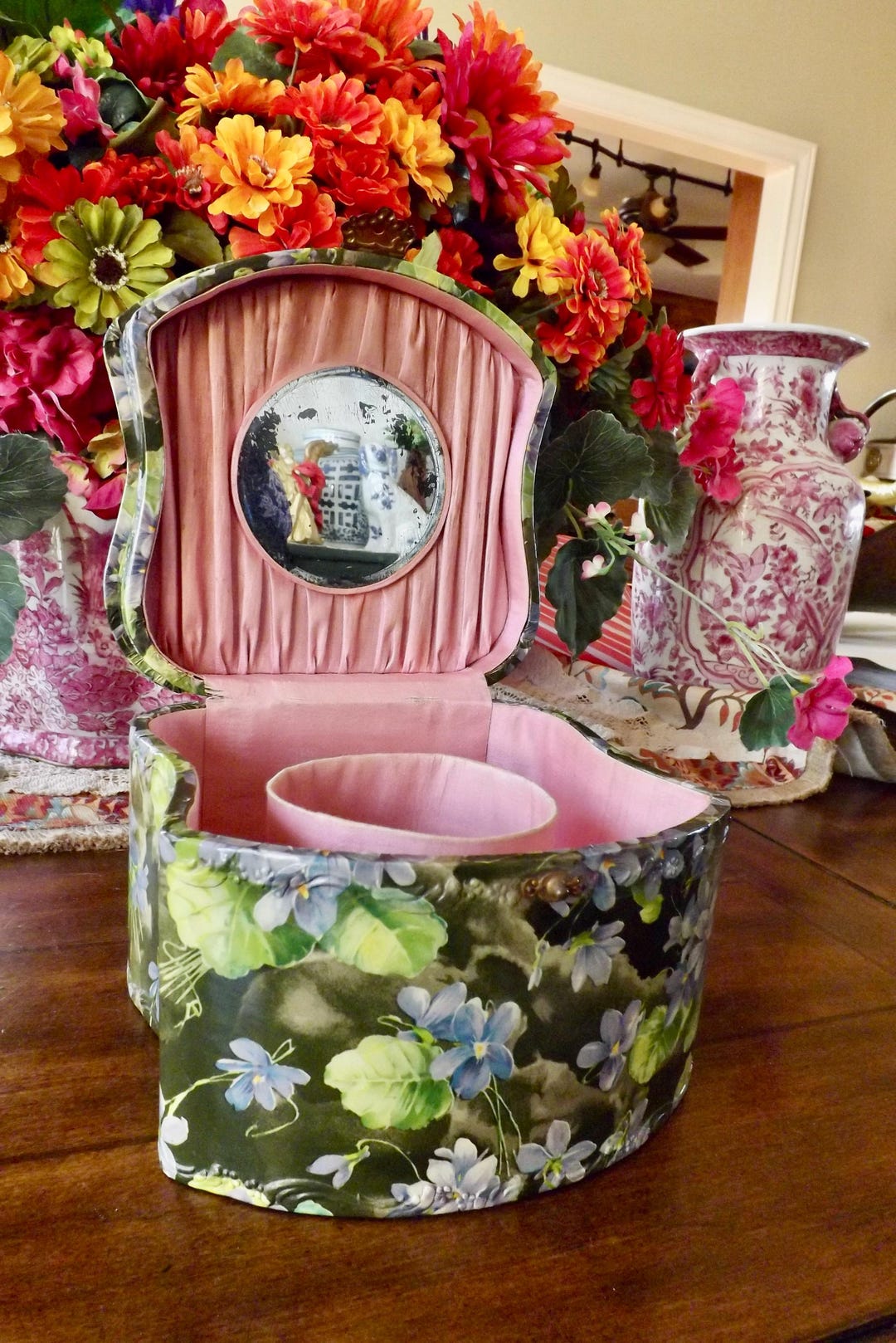 Victorian Celluloid VANITY DRESSER BOX Collars and Cuffs Purple Blue ...