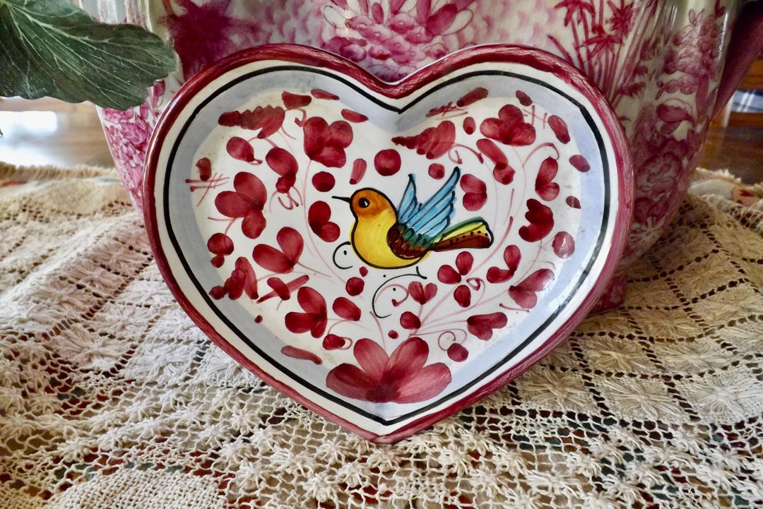 Sweet Deruta Heart Trinket Dish Hand Painted Pink Red Design With ...