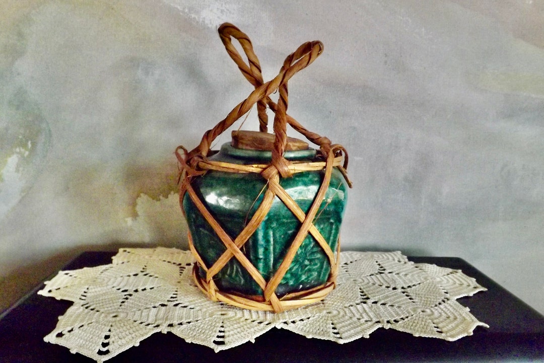 Authentic Chinoiserie Green Glaze Stoneware Crock Hexagon Ginger Jar ...
