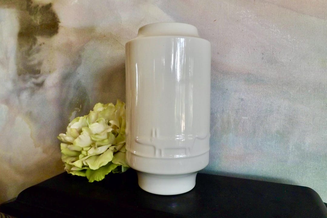 Embossed Fox Vase: Modern White Ceramic, Sky Blue Interior - Scion ...