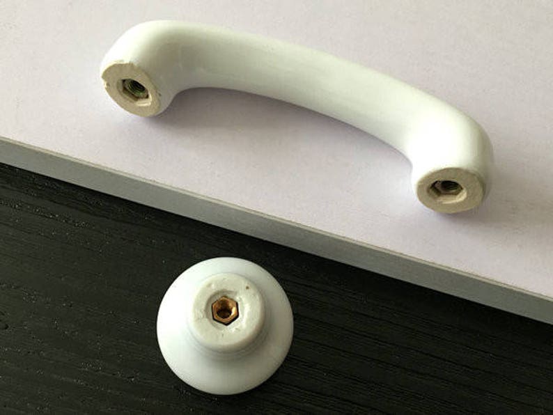 3 White Dresser Knobs Drawer Pull Handles Kitchen - Etsy