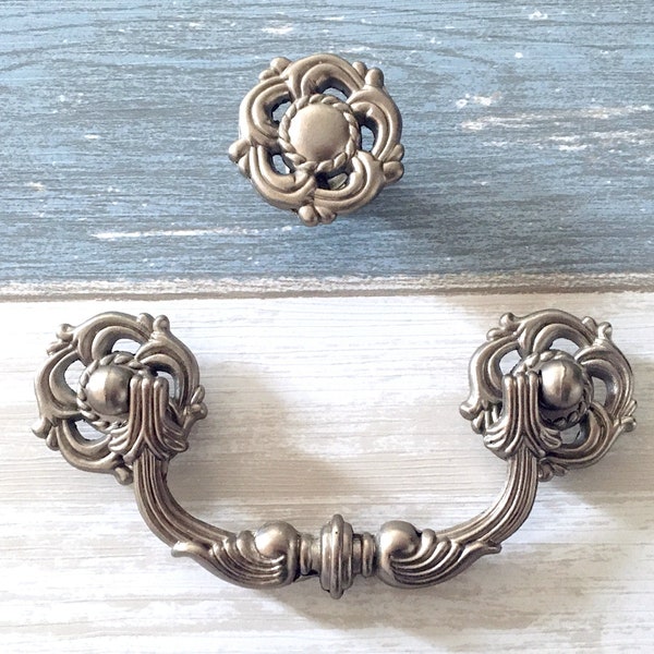 3.5 Inch Drawer Pulls - Etsy