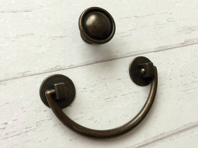 3 Rustic Drop Handle Bail Drawer Pulls Handles Knobs - Etsy