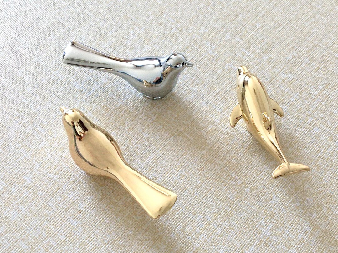 Bird Dresser Drawer Knob Pigeon Dolphin Animal Cabinet Pull Nature ...