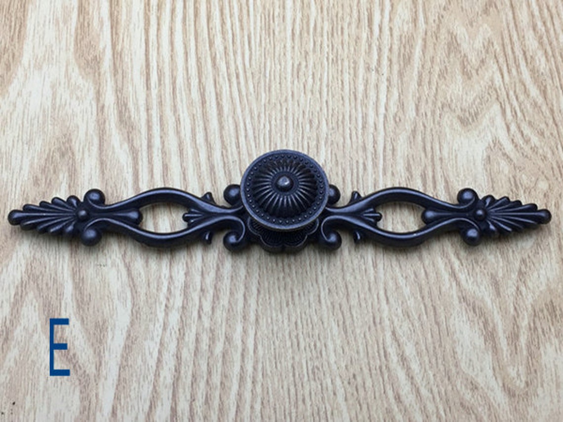 2.5 3.75 5 6.3 Drawer Pulls Dresser - Etsy