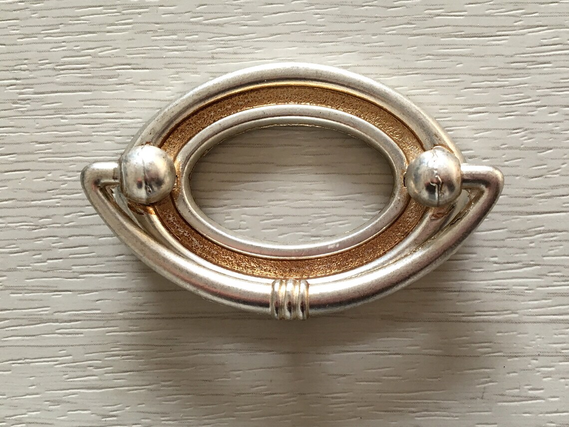 1 3/4 Oval Drawer Pull Drop Handles Bail Dresser Pulls | Etsy