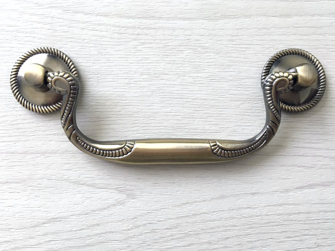 2.5 3.75 5 Vintage Style Bail Drawer Pull - Etsy