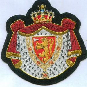 Custom Design Bespoke Royal Heraldic Heraldry Family Coat Arms Crest ...