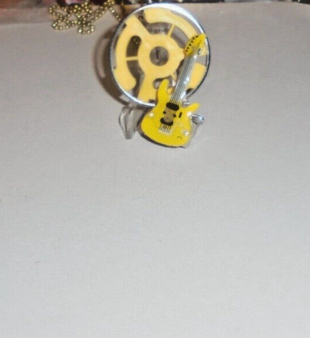 Yellow 45 Vinyl Record Spindle Insert Pendent Chain Guitar LED Pin Rock ...