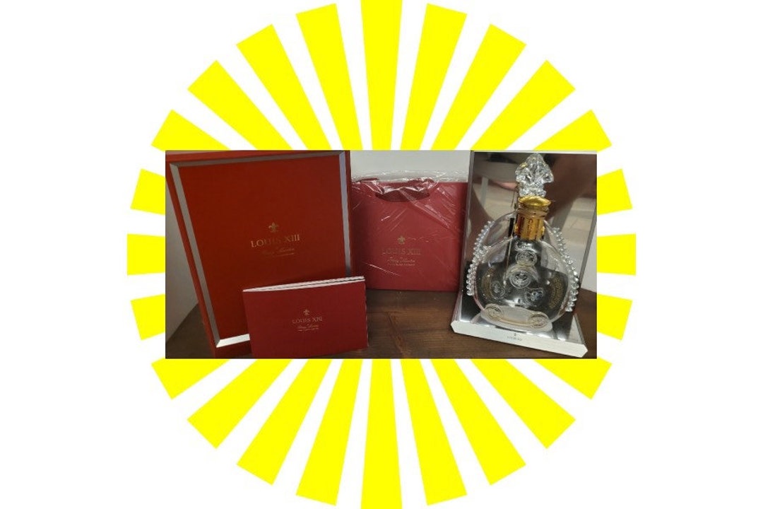 Deluxe Remy Martin Louis Cognac Baccarat Crystal Bottle Case Display ...