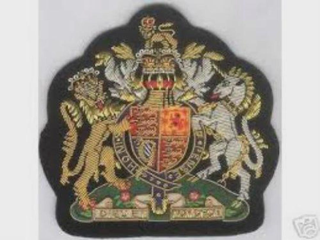 Royal UK Great Britain Empire Crest Seal Knight Patch Award Medal Royal ...