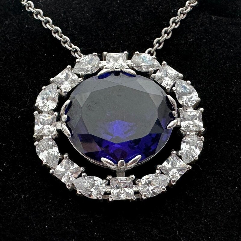 Royal Replica - Etsy