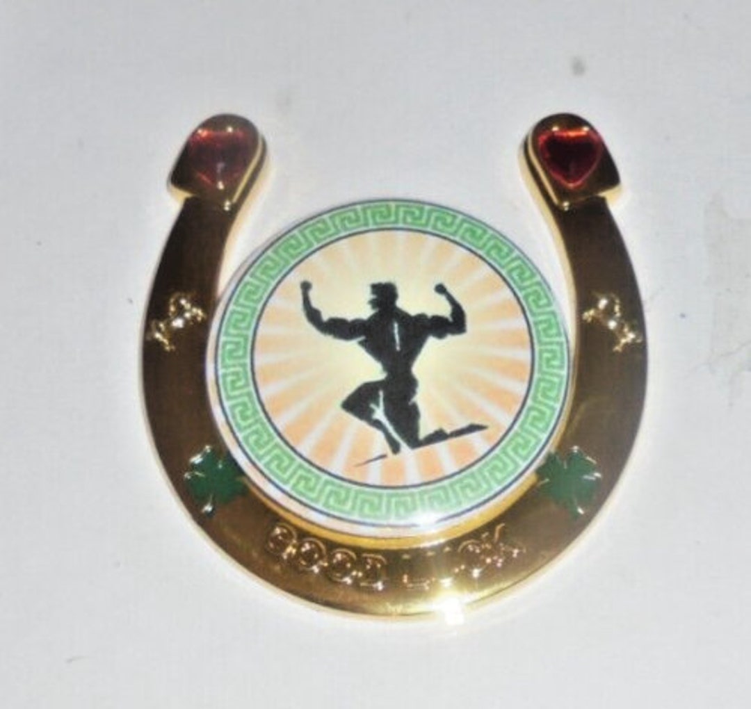 Bodybuilder Bodybuilding Weightlifter Hero Champion Competition Beach ...