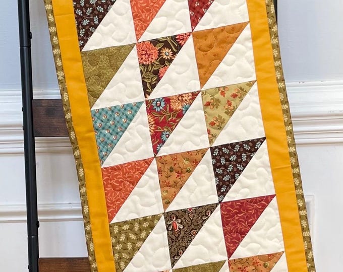 Quilted Fall Table Runner, Autumn Table Decor, Rustic Fall, Fall Dining ...