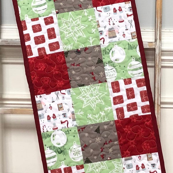 Christmas Table Toppers Quilted - Etsy