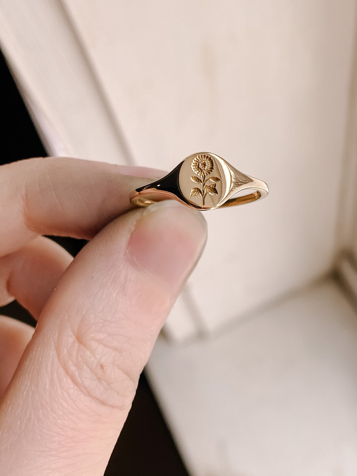 Mini Sunflower Signet Ring | Etsy