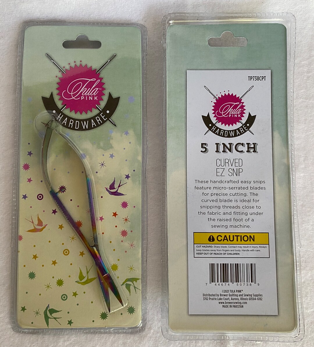 Tula Pink Snips ~ Tula Pink Hardware ~ 5 Inch Curved EZ Snip ~ Rainbow ...