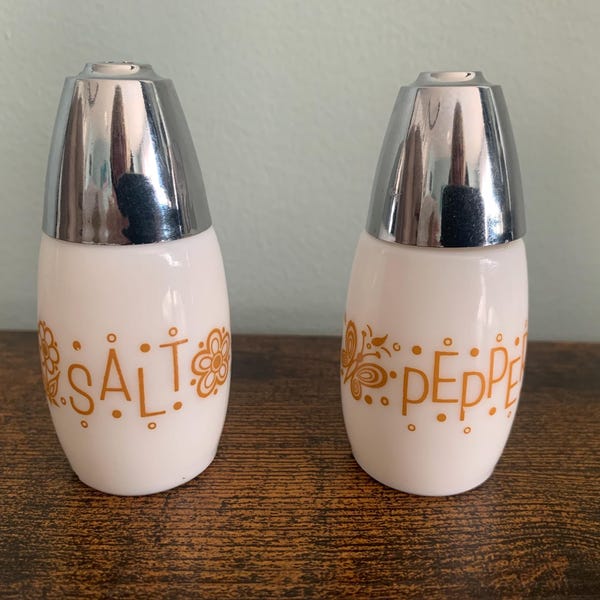 Pyrex Salt and Pepper Shakers - Etsy