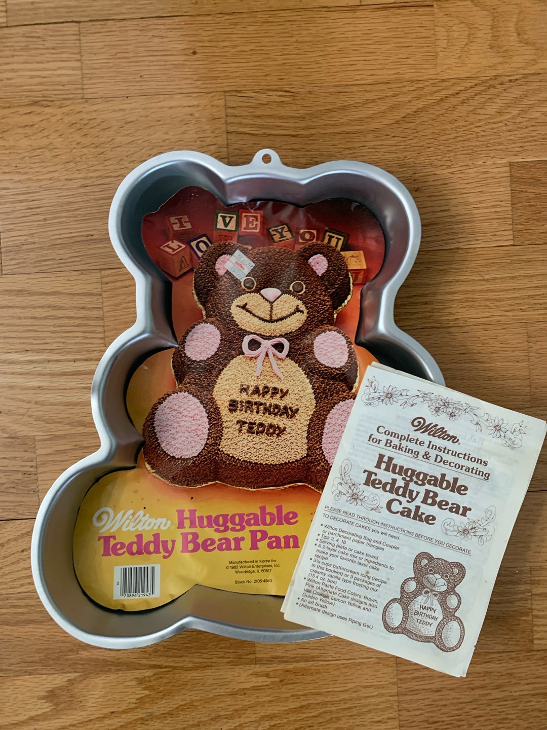 Wilton Huggable Bear Cake Pan 1982 Vintage With Complete Instructions ...