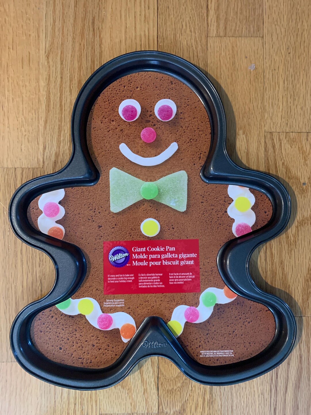 Wilton Gingerbread Cookie Pan 14” Non Stick Christmas Desserts Pan ...