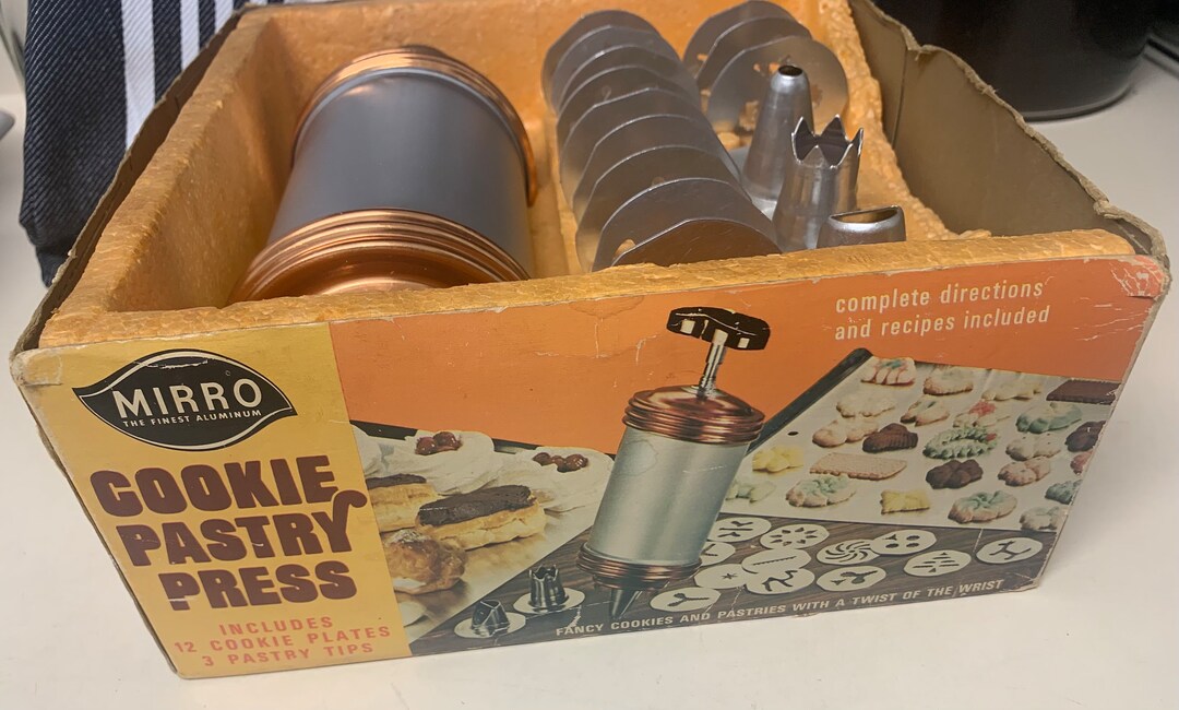 Mirro Cookie Pastry Press, Vintage 1950s - Etsy