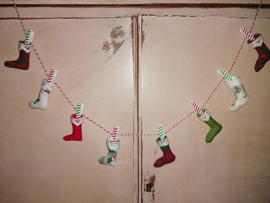 Santa's Mini Elf Boots Washing Line Christmas Decoration Bunting ...
