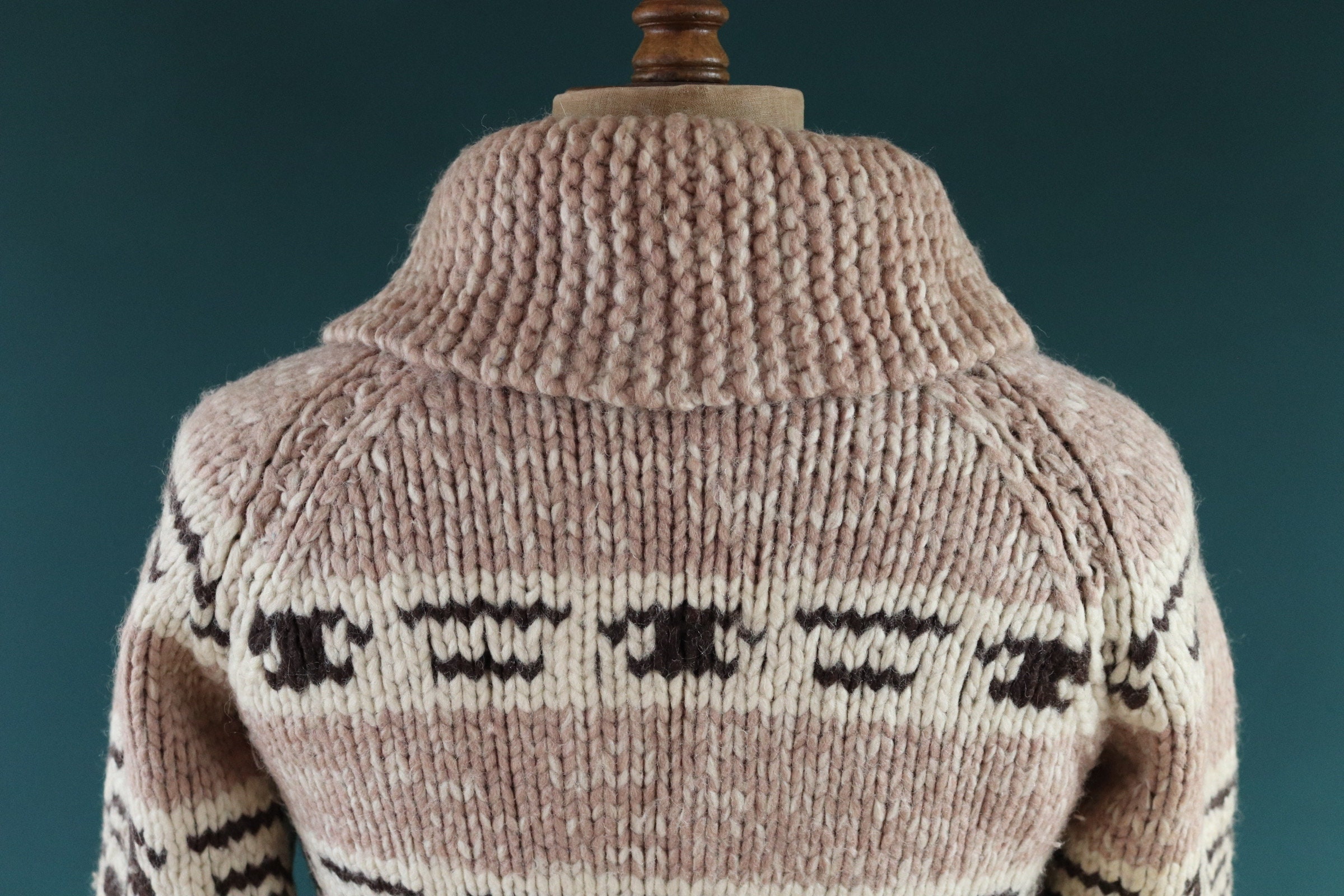 Vintage 1960s 60s hand knitted cream brown thick wool Vintage 1960s 60s hand knitted cream brown thick wool