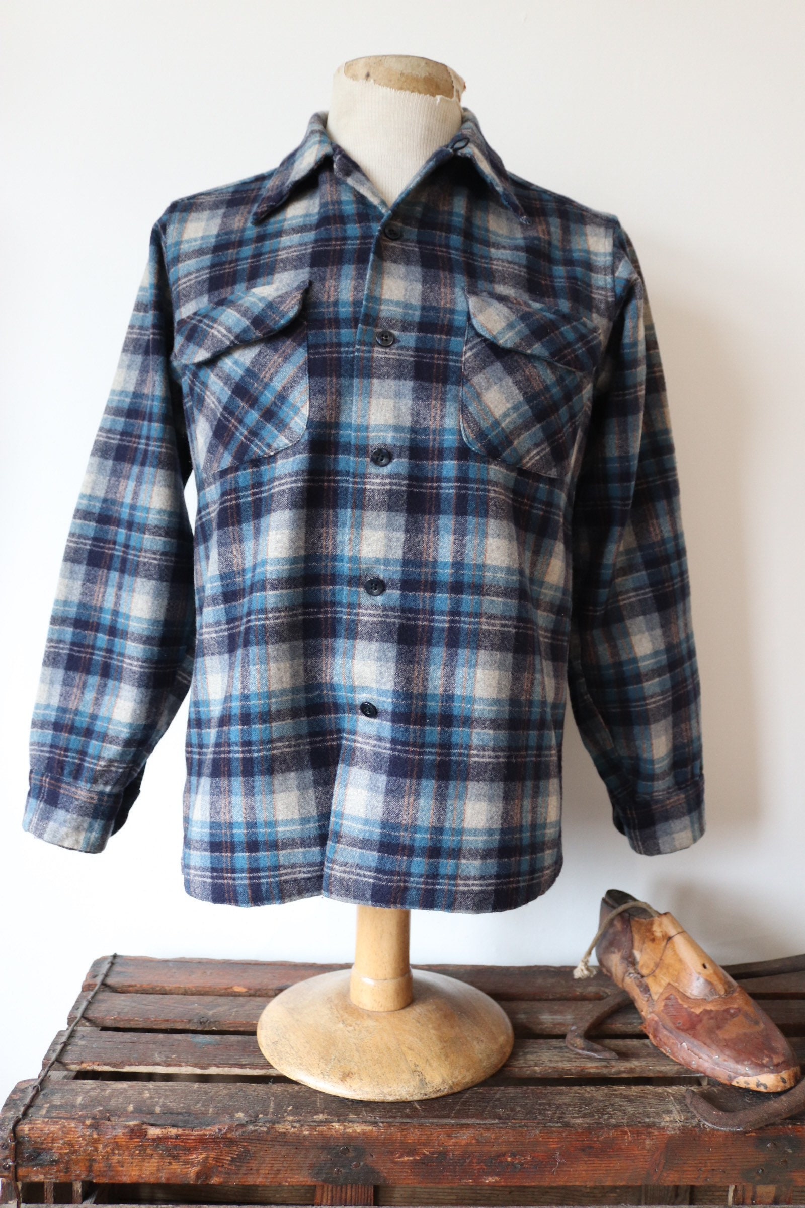Vintage 1980s 80s Pendleton grey blue plaid checked wool board shirt 41 ...