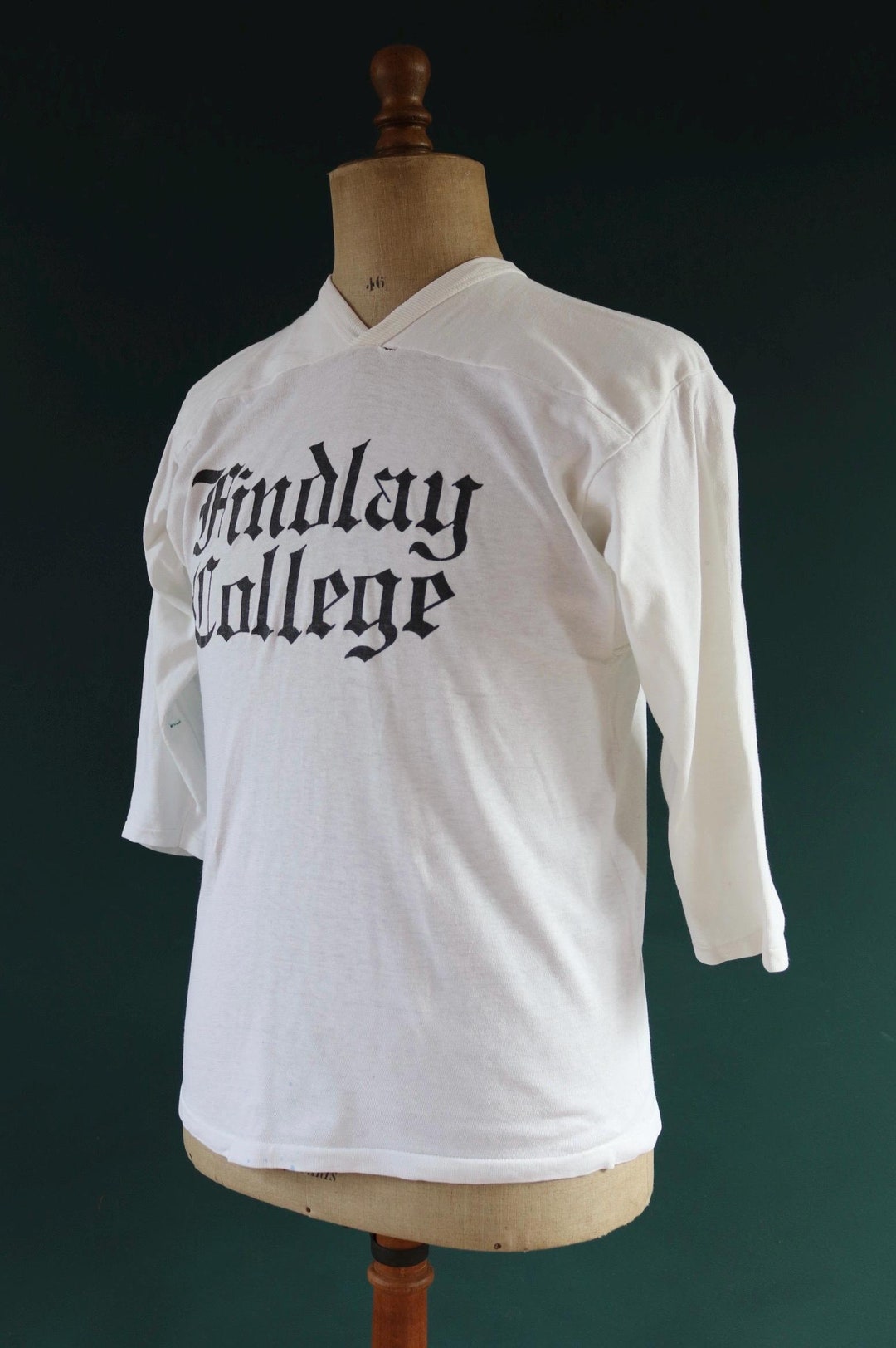 Vintage 1960s 60s 1970s 70s White Cotton Findlay College Old English ...