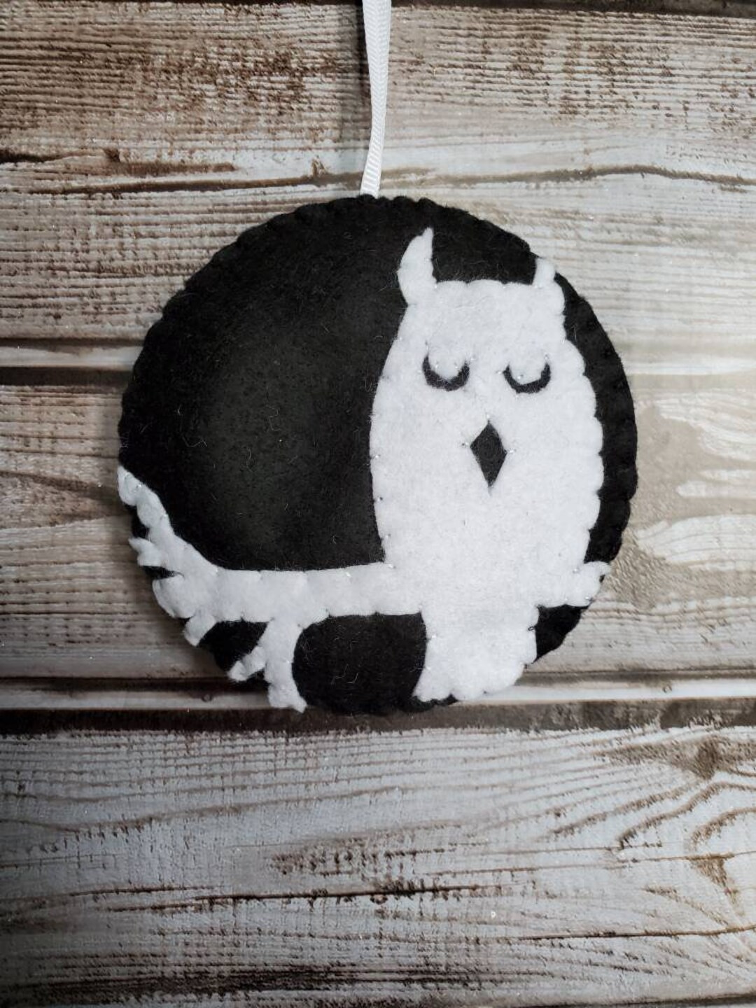 Owl Felt Ornament, Halloween Black White, Halloween Bird Wreath ...
