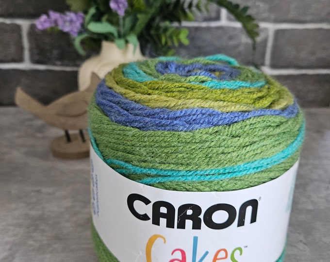 Blueberry Kiwi, Caron Cakes Yarn, Green Blue, Knit Crochet, Medium #4 ...