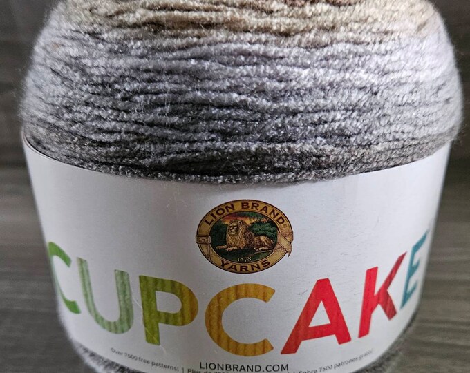 Mint Chip, Lion Brand Cupcake Yarn, Acrylic Knit Crochet Yarn, Tan ...